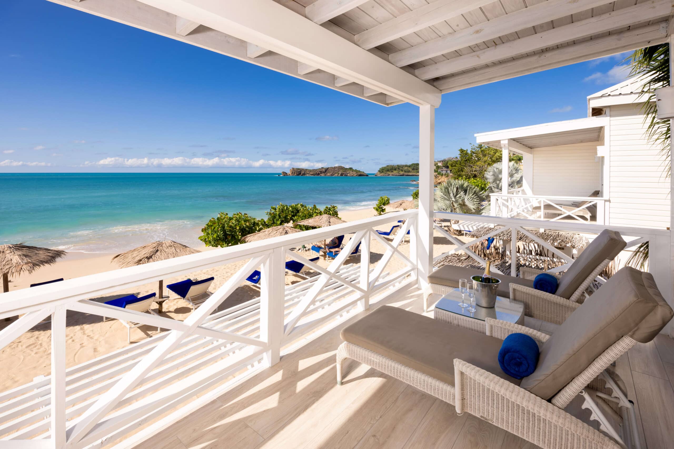 Premium Beachfront Suites - Galley Bay Resort & Spa