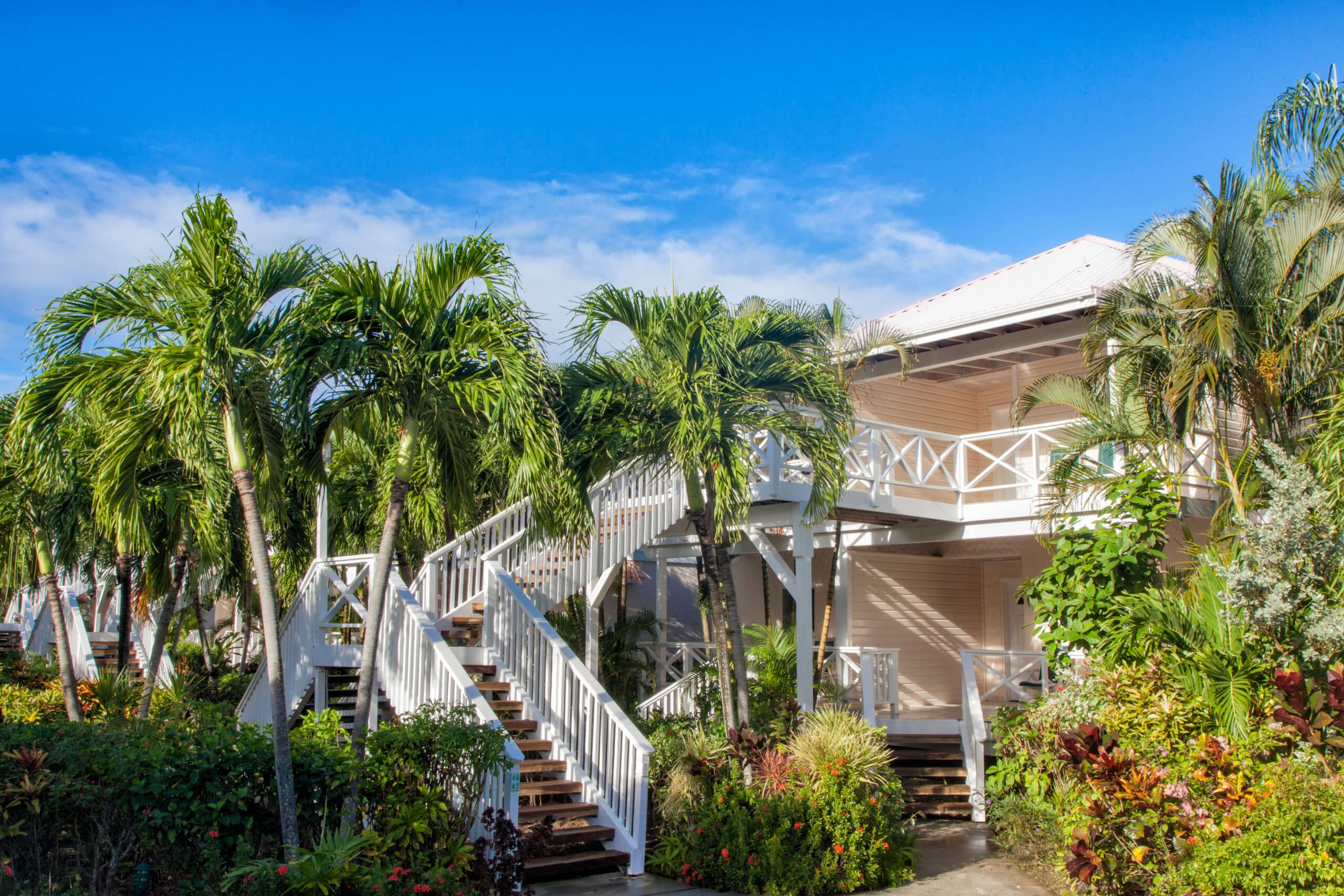 Premium Beachfront Suites - Galley Bay Resort & Spa